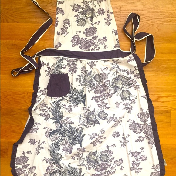 Anthropologie | Accessories | Anthropologie Apron Purple Floral Detail ...